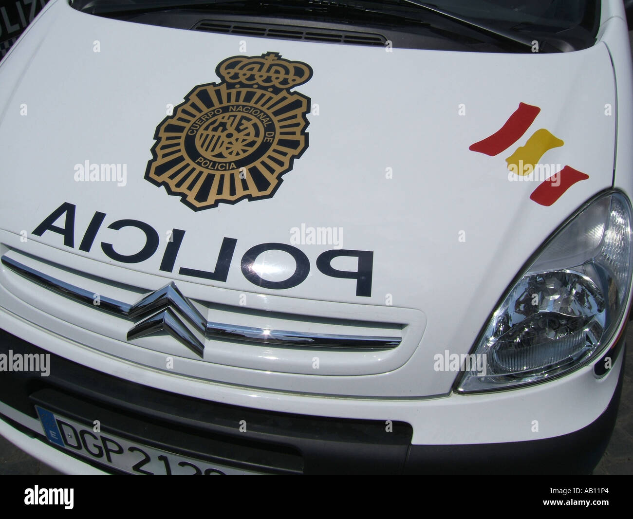 spanish police car Stock Photo - Alamy