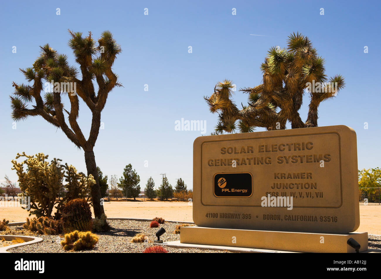 Entrance to Solar Electric Generating Systems power plant in Kramer ...