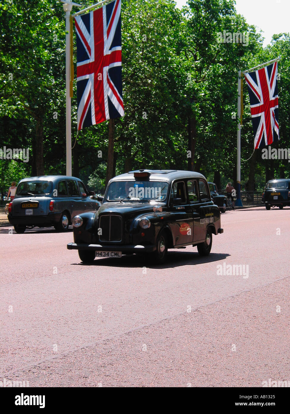 Flags place in mall in london hi-res stock photography and images - Alamy