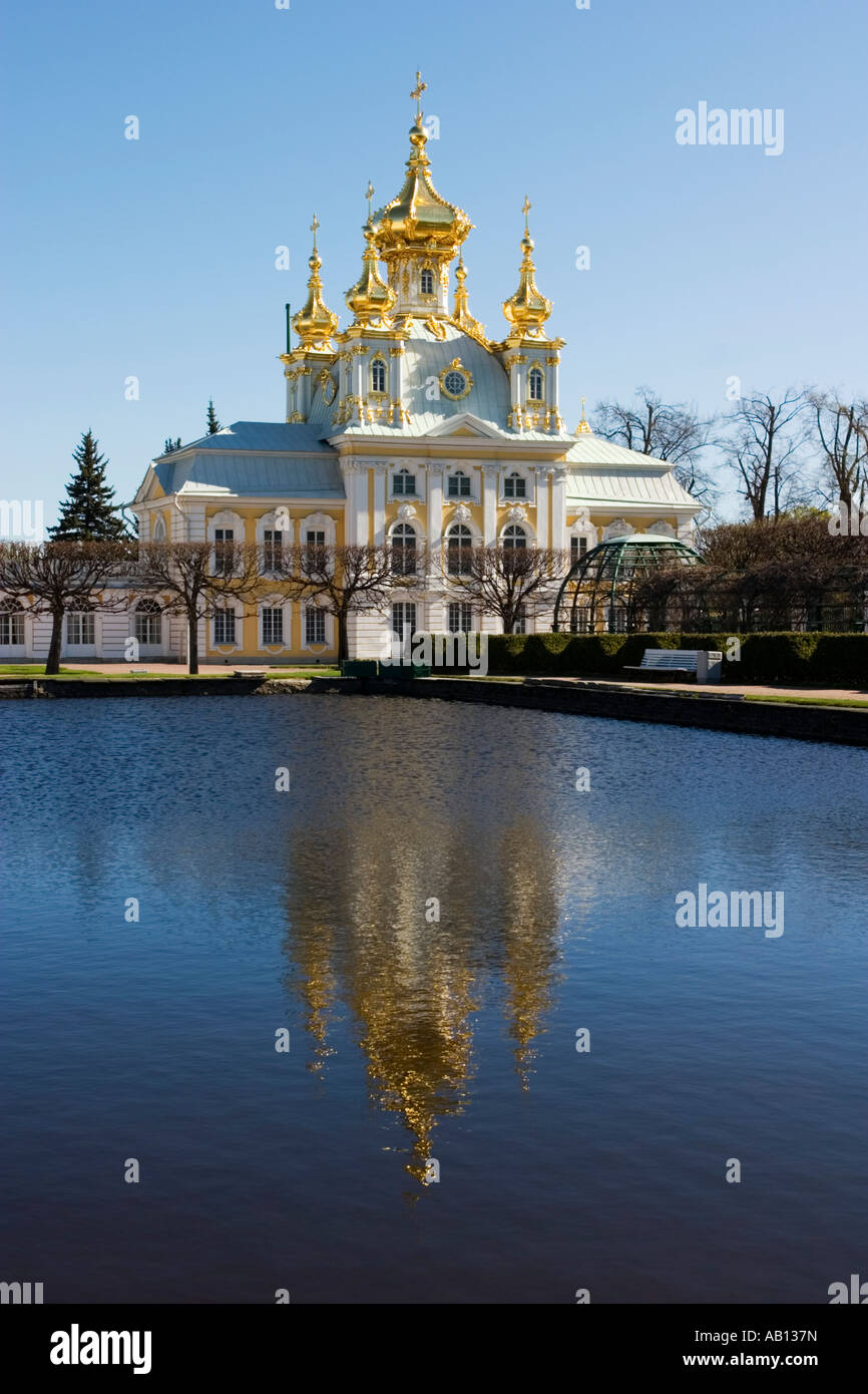 Grand peterhof palace upper hi-res stock photography and images - Alamy