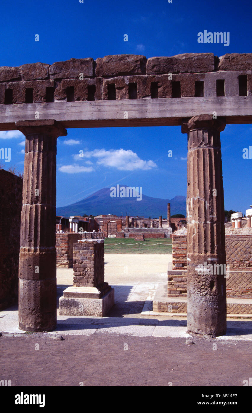 Pompeii hi-res stock photography and images - Alamy