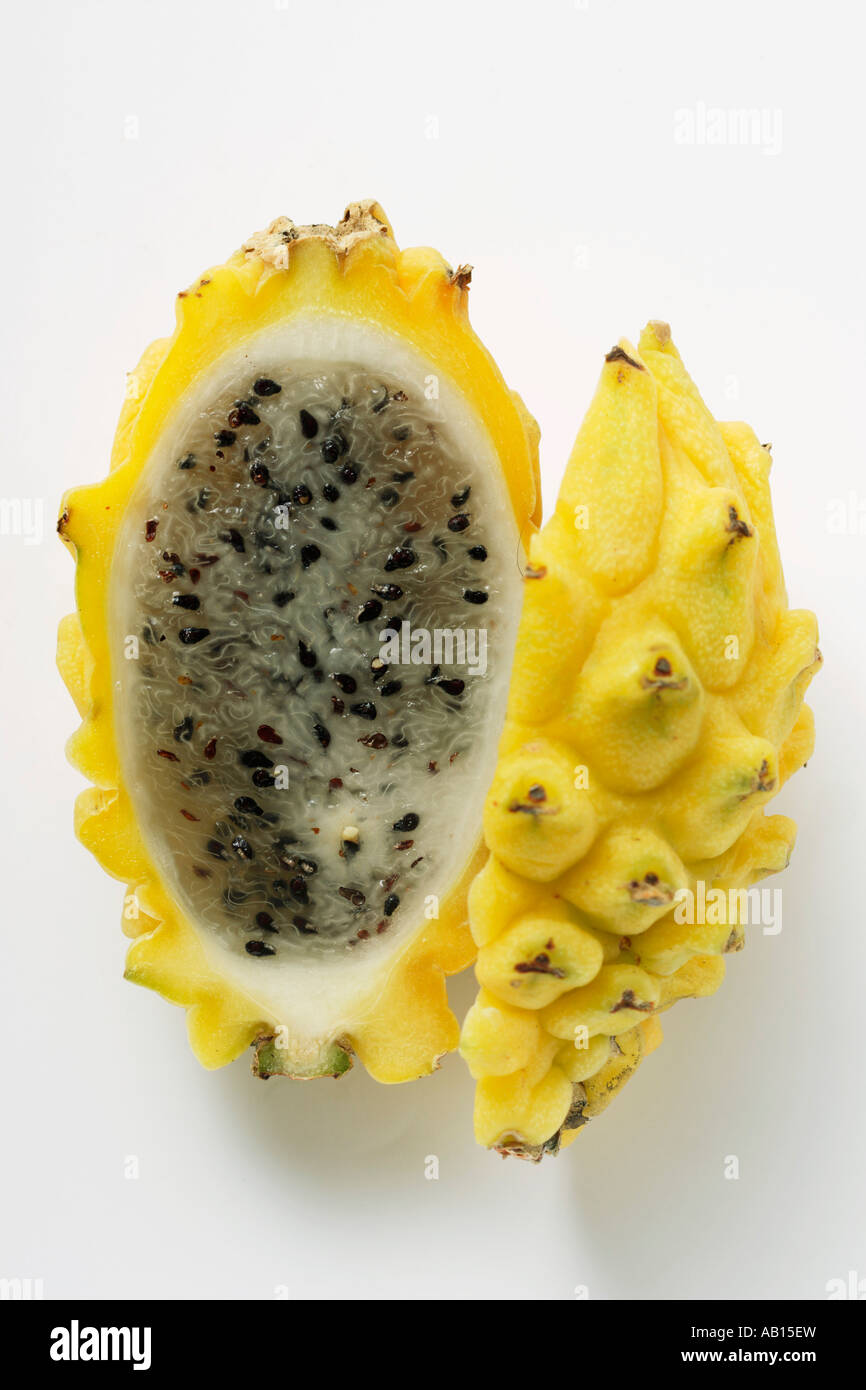 Halved lengthwise hi-res stock photography and images - Alamy