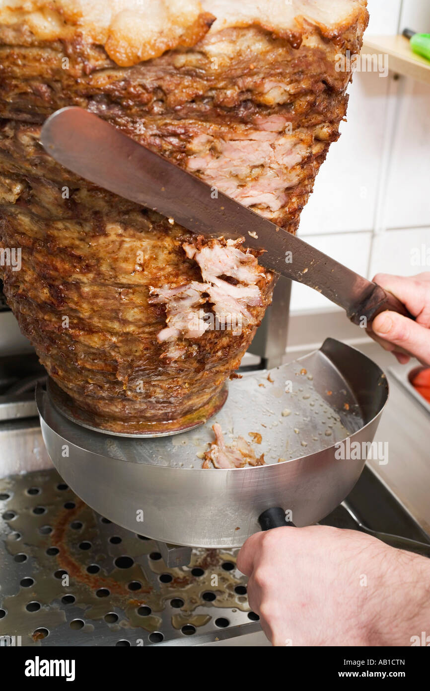 Slicing döner kebab FoodCollection Stock Photo - Alamy