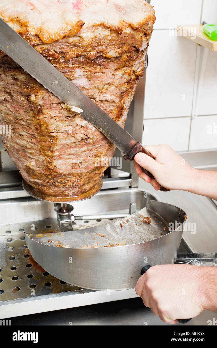 Slicing döner kebab FoodCollection Stock Photo - Alamy