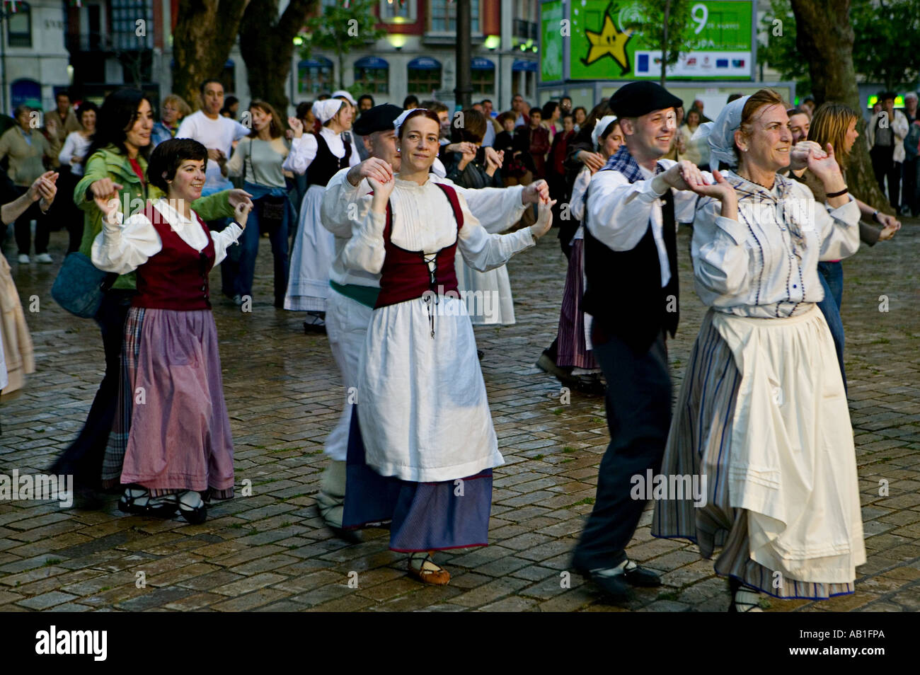 Traditional Basque folk dances in Plaza Arenal, Bilbao Pais Vasco ...