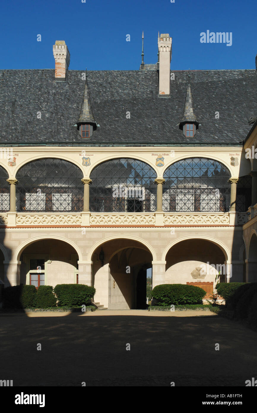 Arcade Courtyard of the Chateau Zleby Czech Republic Stock Photo - Alamy