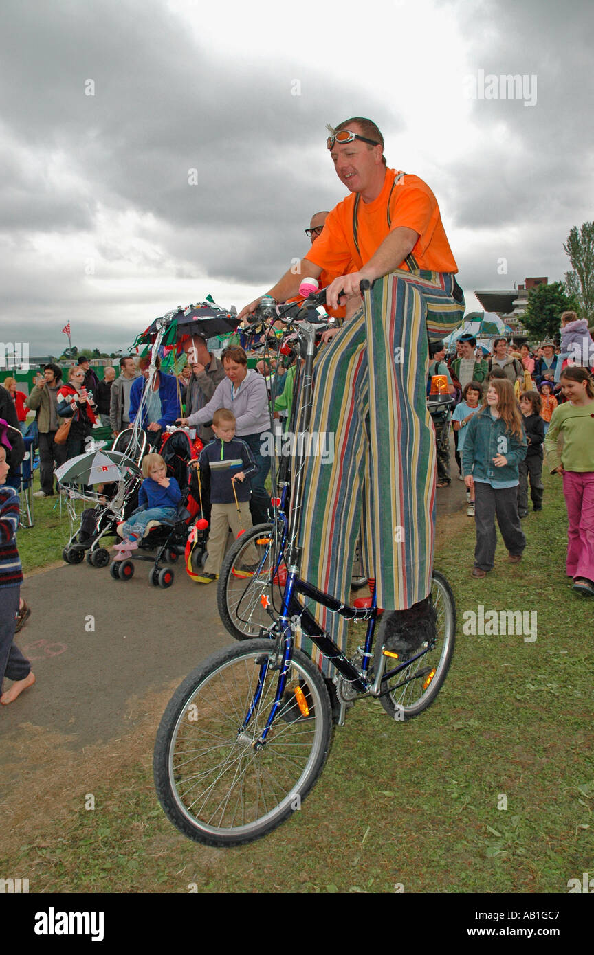 Stilt bike hi-res stock photography and images - Alamy