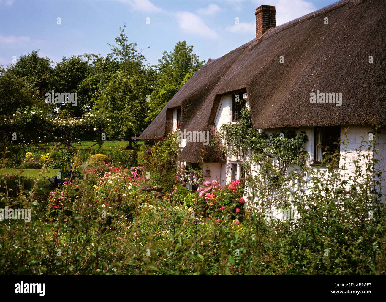 UK Dorset Marnhull Tess of the dUrbervilles cottage Stock Photo - Alamy