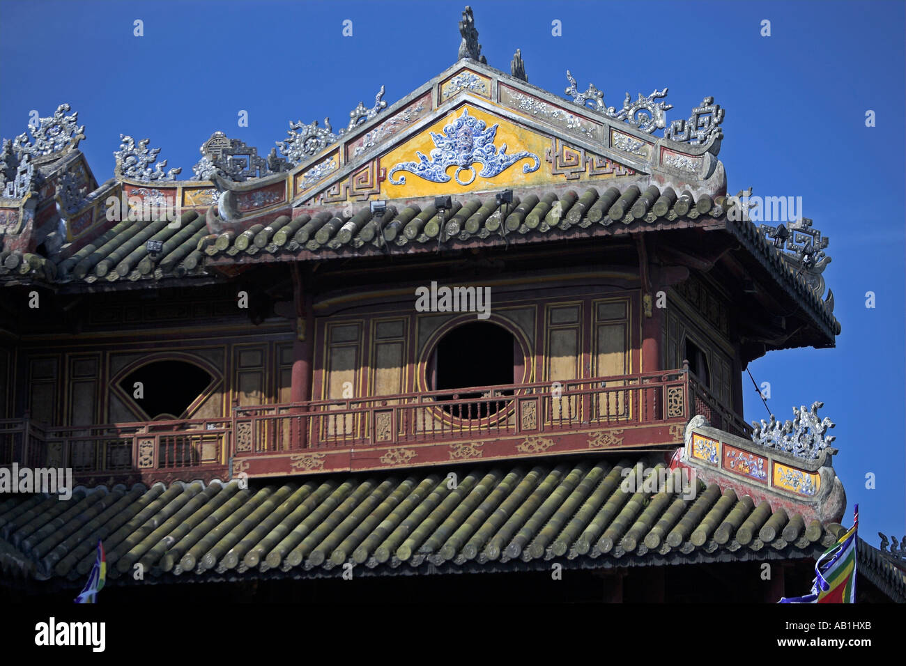 Roof detail from the Ngo Mon Gate or Noontime Gate main entrance to the ...