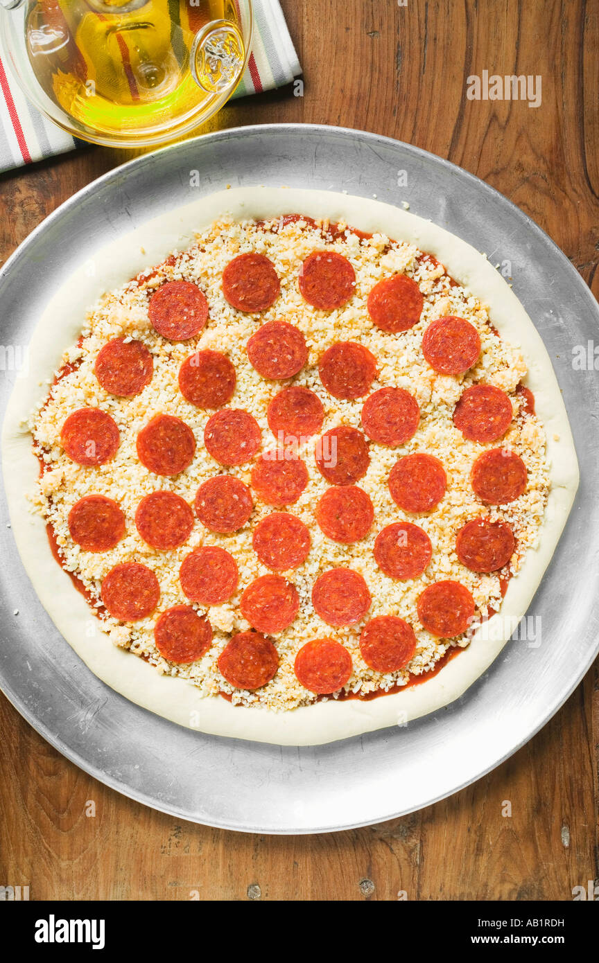 Pepperoni pizza unbaked FoodCollection Stock Photo - Alamy