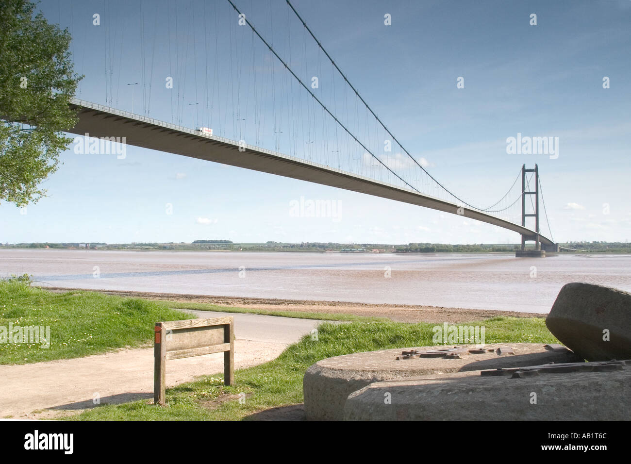 Humber Bridge Country Park Humberside Stock Photo - Alamy