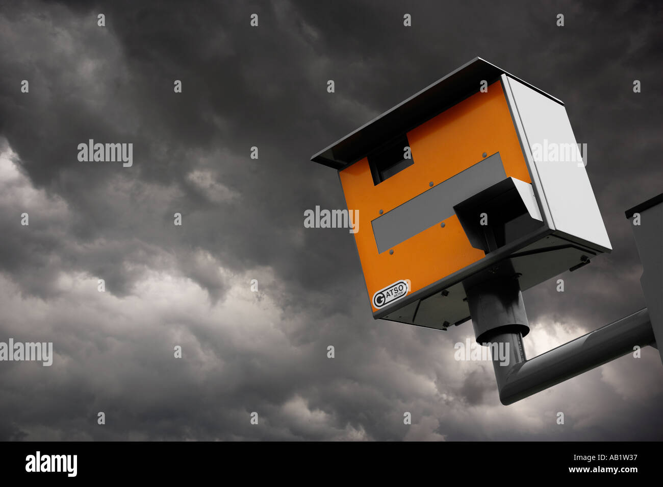 YELLOW GATSO ROAD SAFETY SPEED CAMERA AGAINST STORMY GREY SKY Stock ...