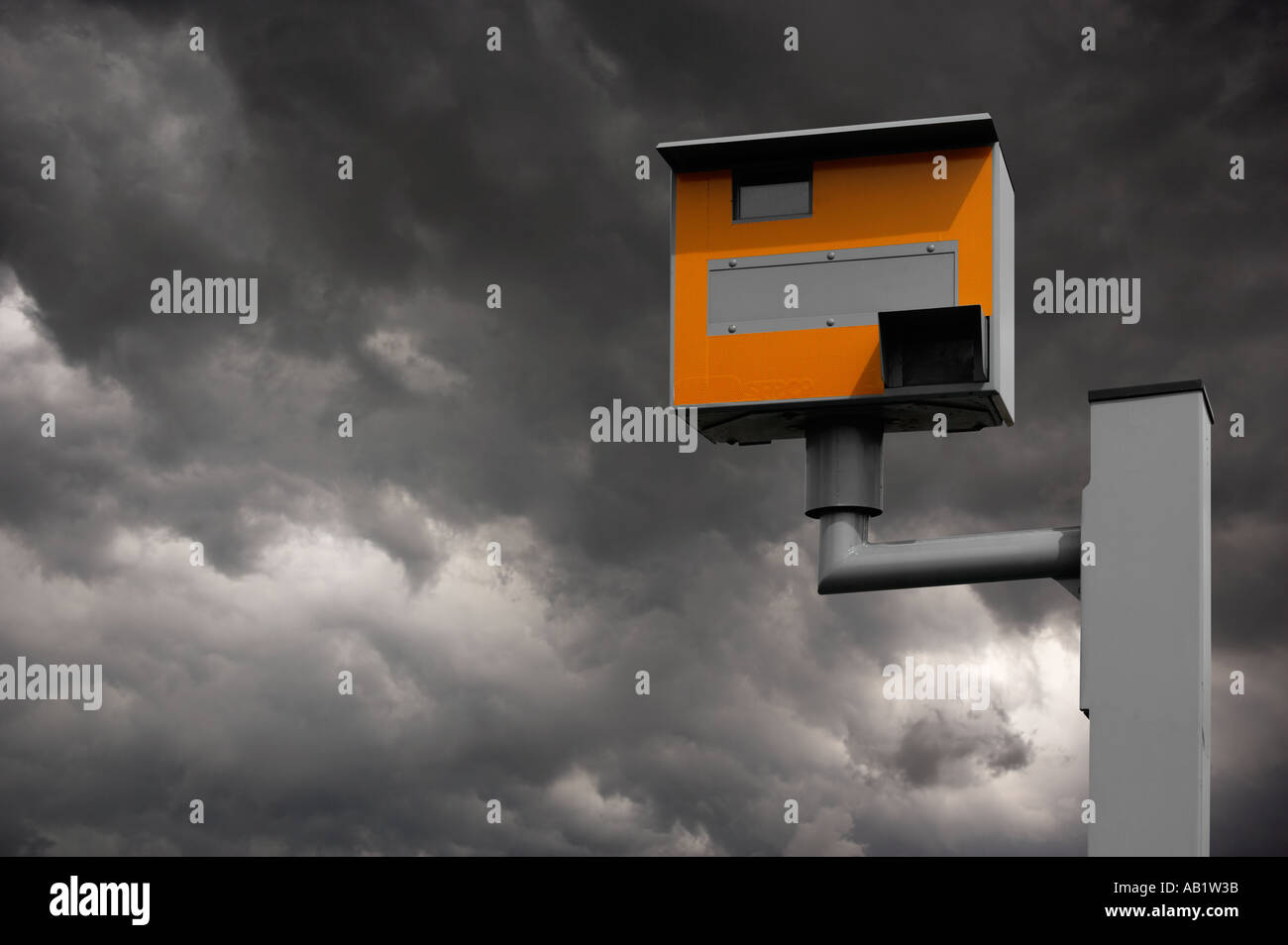 YELLOW GATSO ROAD SAFETY SPEED CAMERA AGAINST STORMY GREY SKY Stock ...