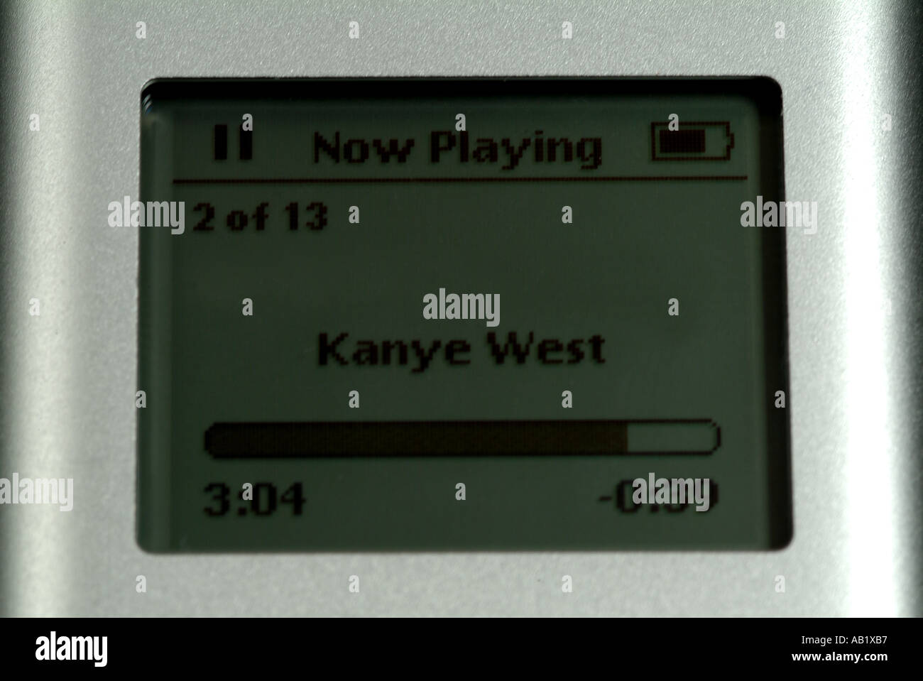 Ipod mini 1st gen hi-res stock photography and images - Alamy