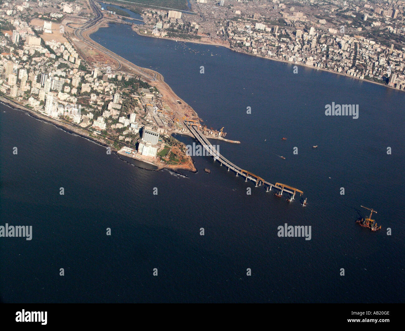 Mumbai construction project hi-res stock photography and images - Alamy