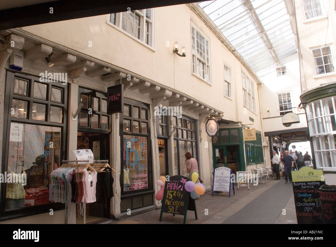 Colchester Essex shopping arcade Stock Photo - Alamy