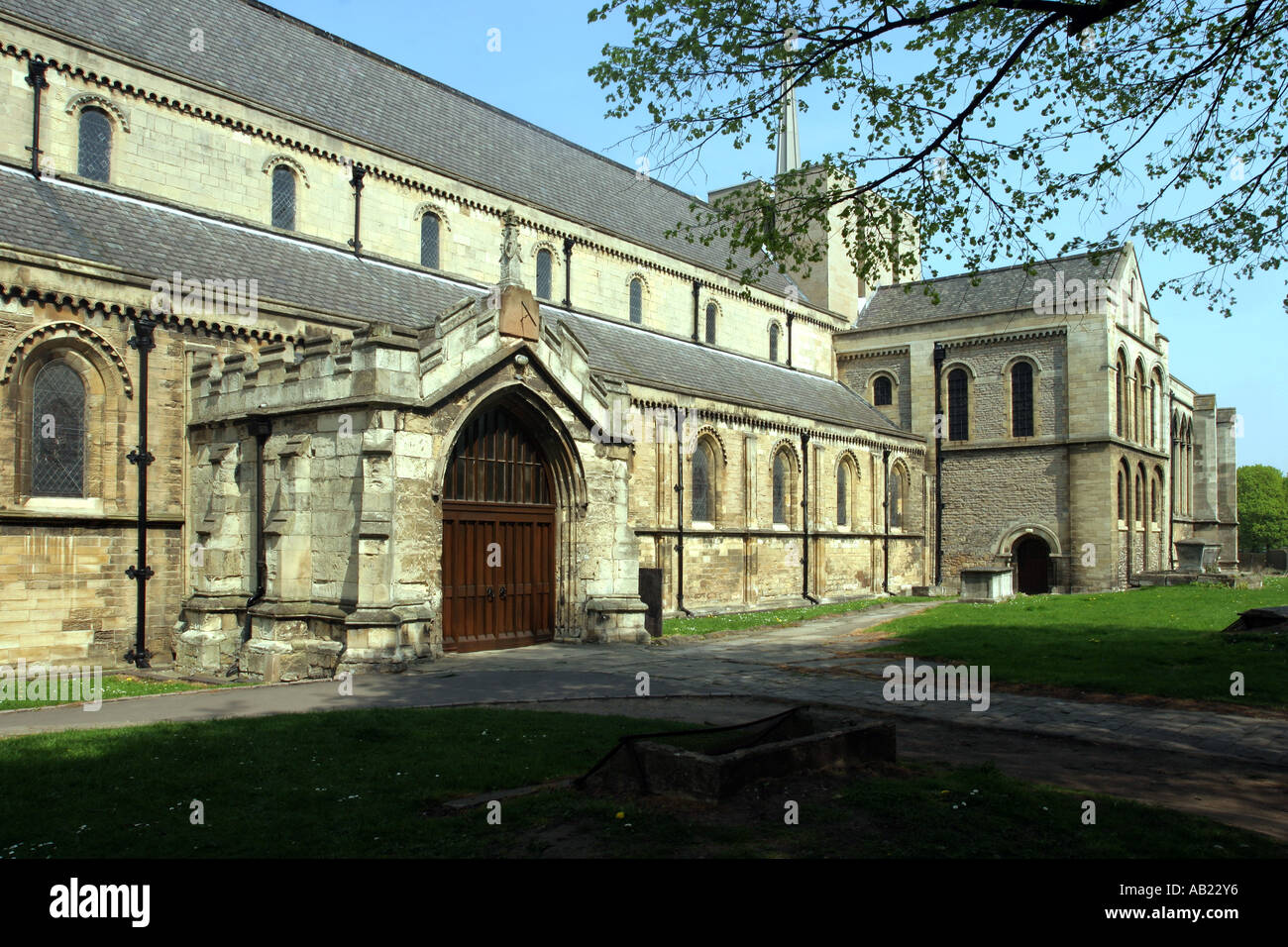 Worksop Priory, Nottinghamshire Stock Photo - Alamy