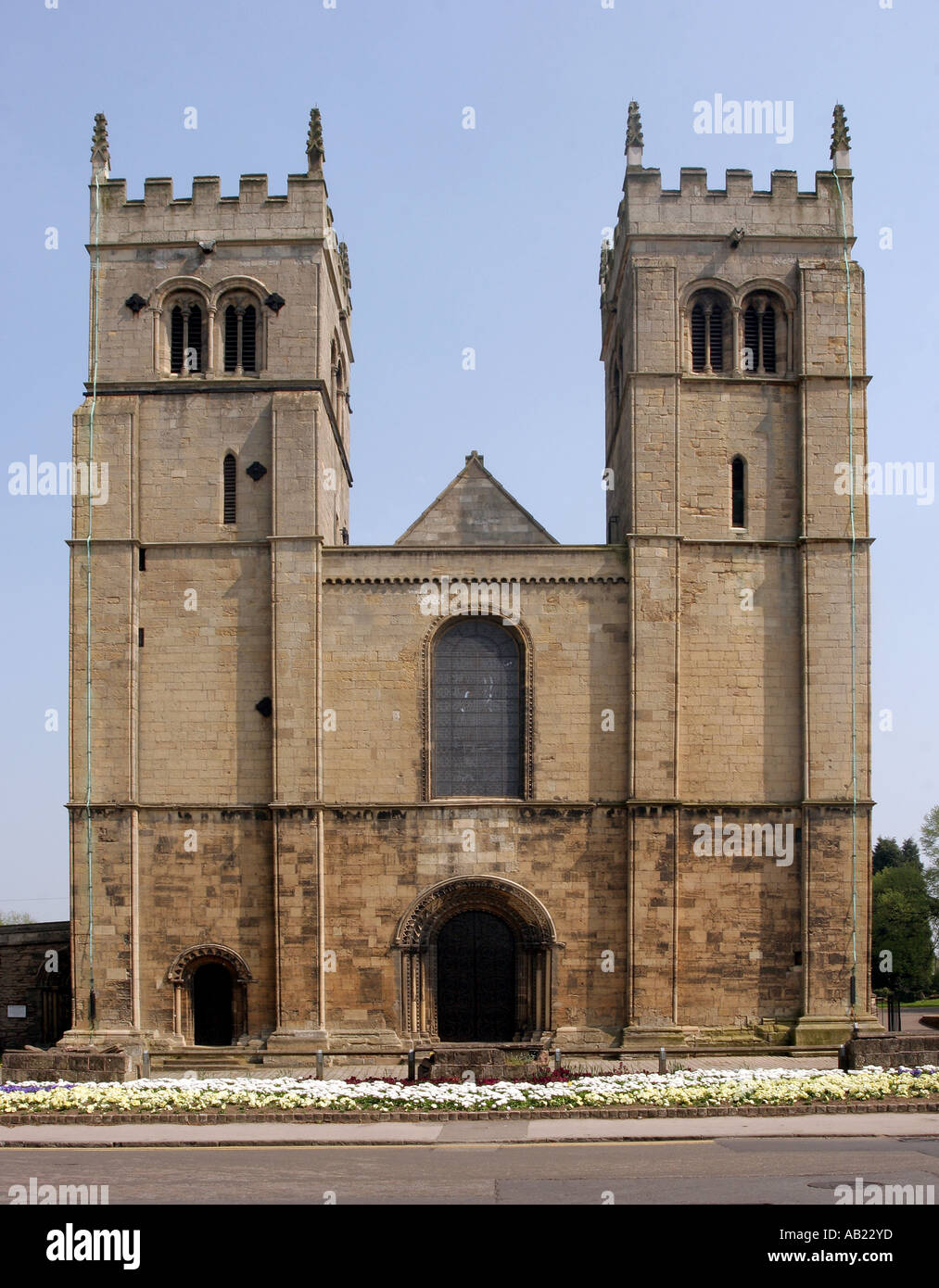 Worksop priory church nottinghamshire hi-res stock photography and ...
