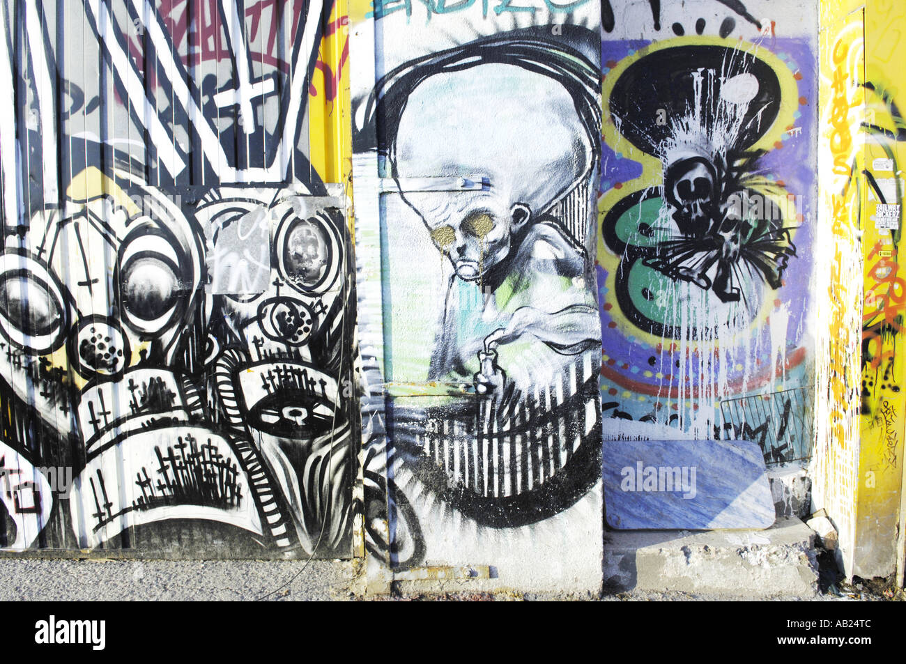 graf graffiti zombie big head monster negative evil horror spooky ...