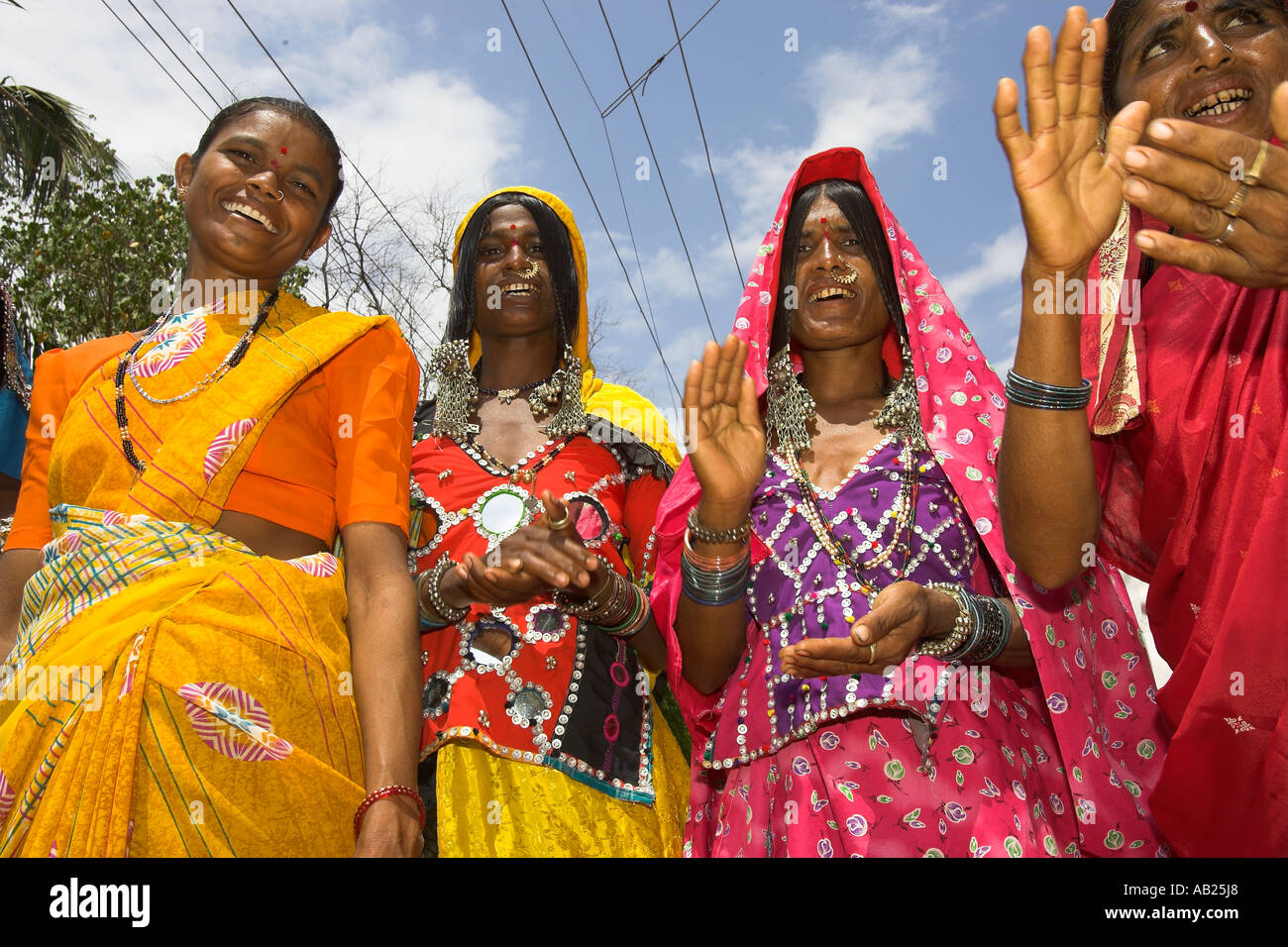 Rajasthani costume women sing and dance during Holi spring festival of ...