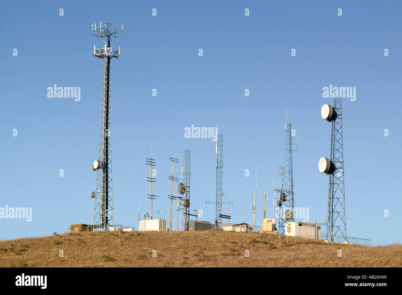 Rural cell phone towers hi-res stock photography and images - Alamy