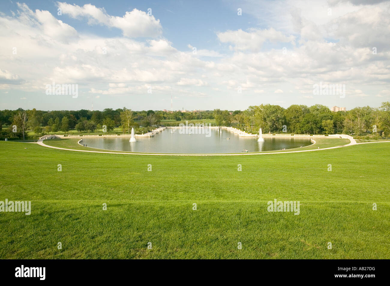 Grand Basin looking from top of Art Hill in Forest Park St Louis ...