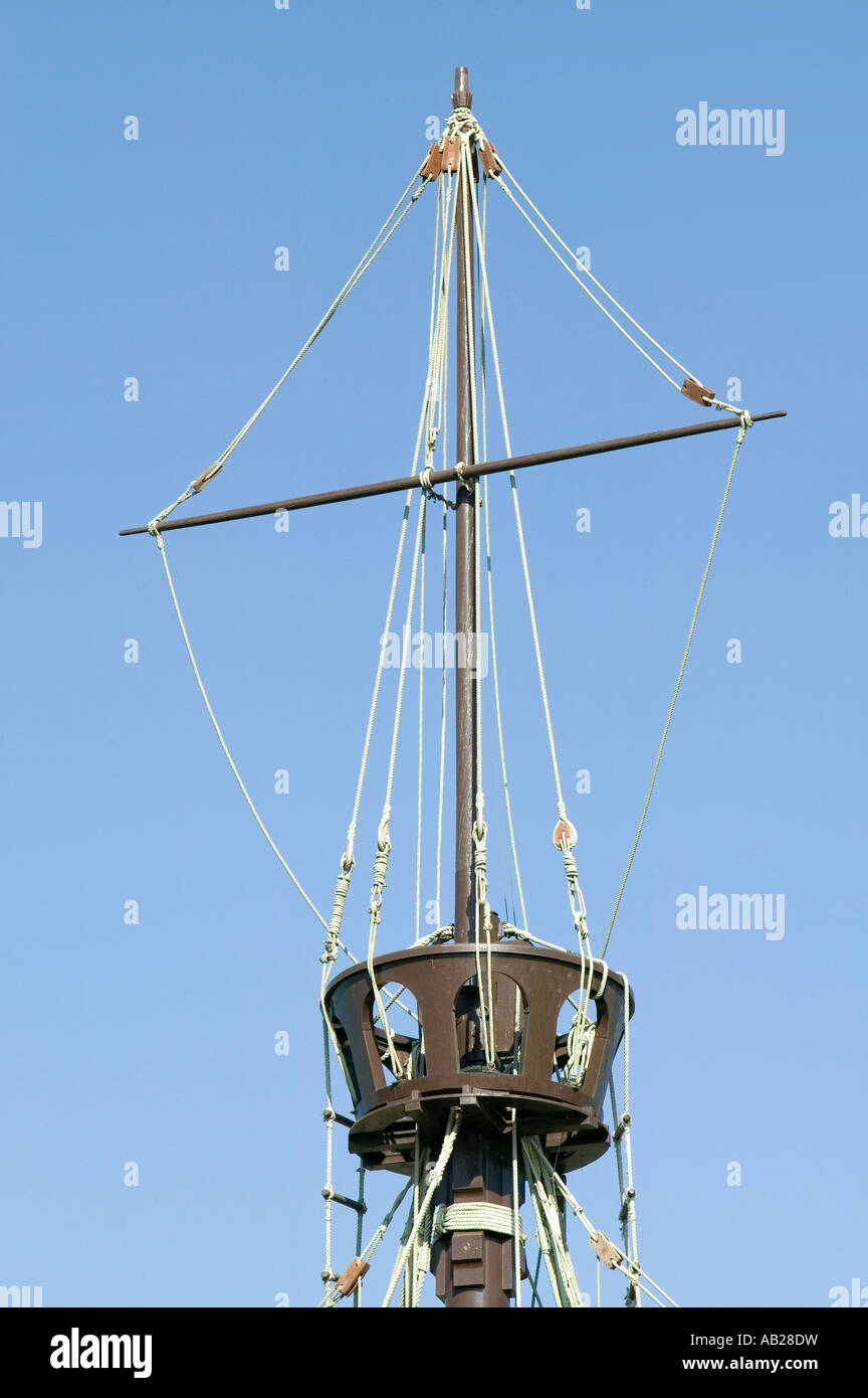 Christopher columbus ships hi-res stock photography and images - Alamy