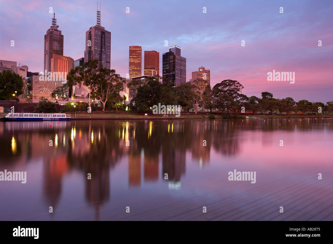 Central district melbourne australia hi-res stock photography and ...