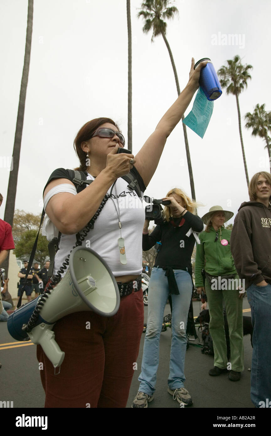 Gestures speaker hi-res stock photography and images - Alamy
