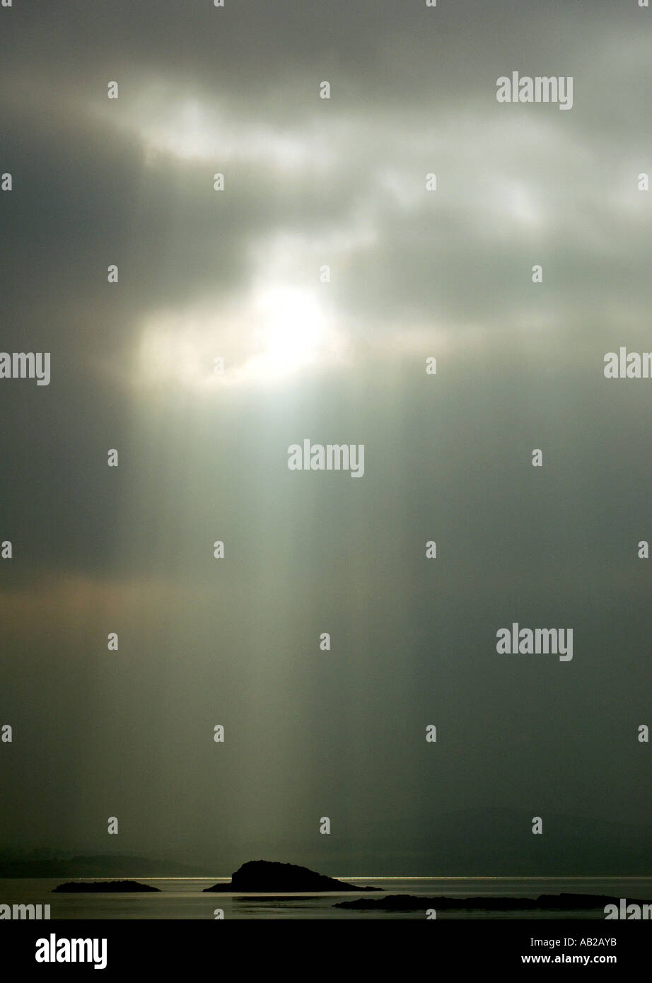 Great vertical shafts hi-res stock photography and images - Alamy