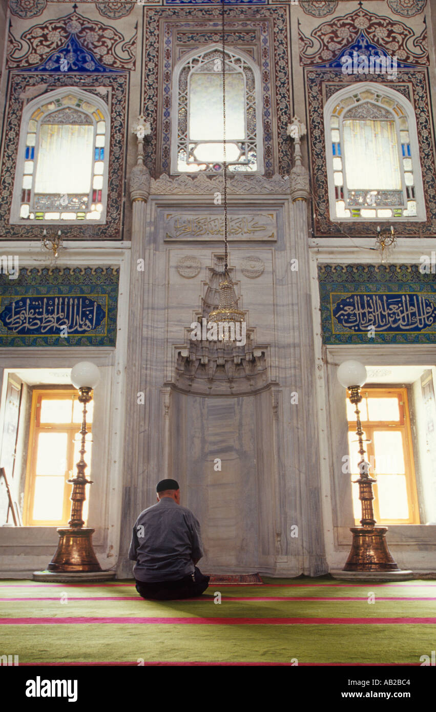 Man praying in mosque Istanbul Turkey Stock Photo - Alamy