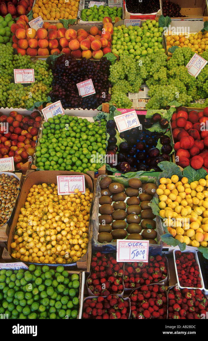 Fruits at a grocer Buyukada Istanbul Turkey Stock Photo - Alamy