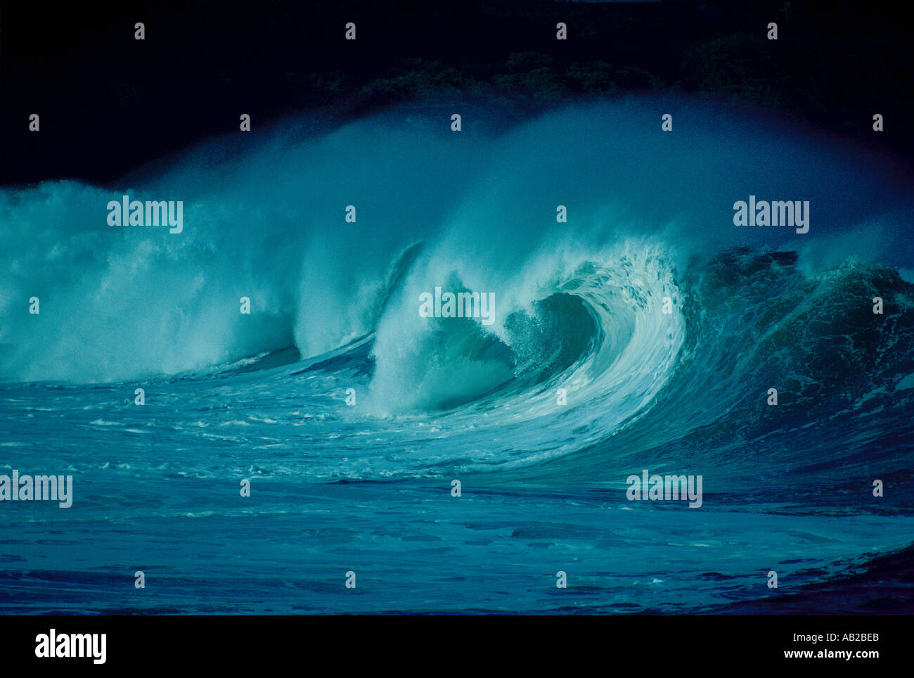 Waimea Shorebreak High Resolution Stock Photography and Images - Alamy
