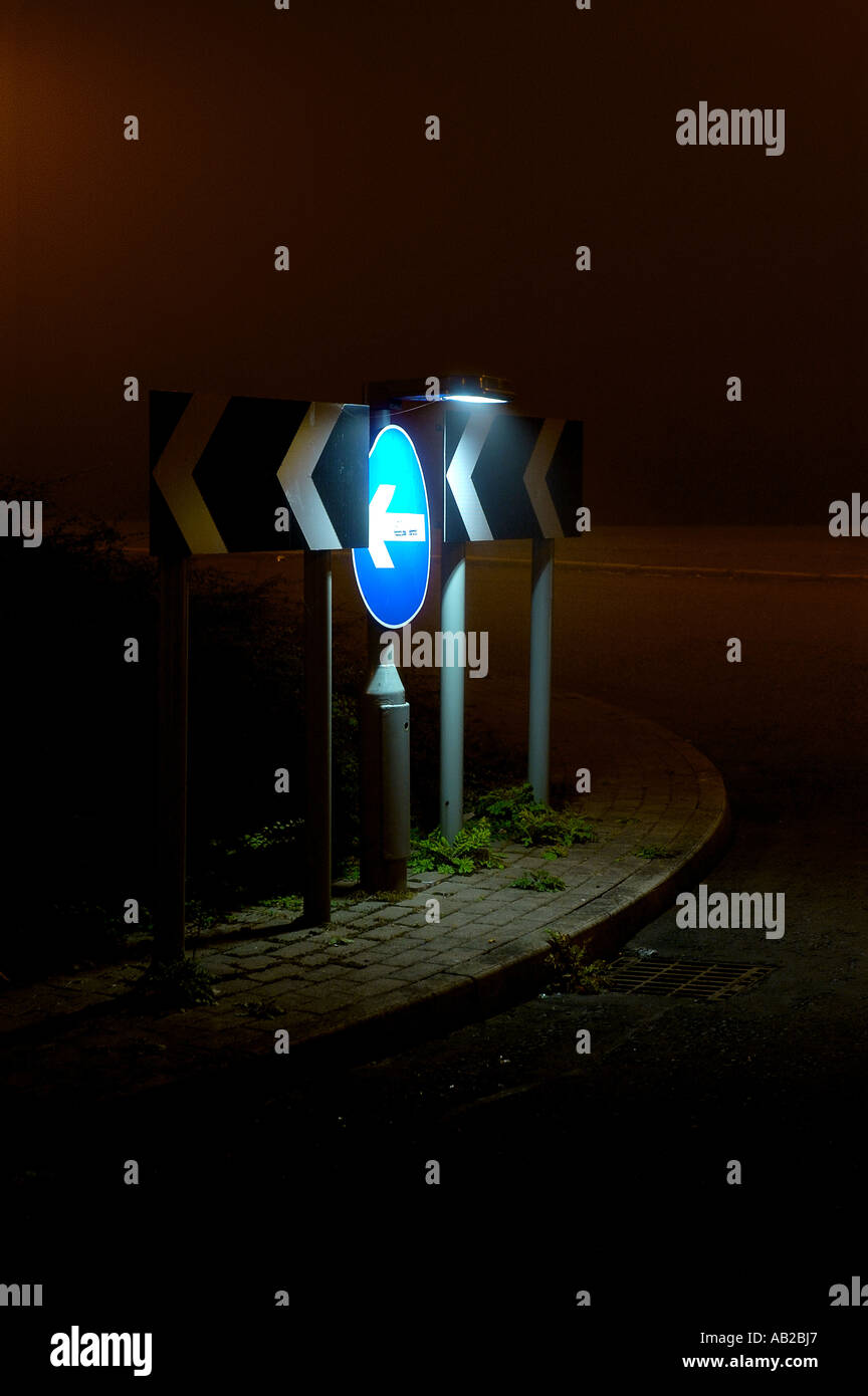 A low light street scene, taken on a misty night Stock Photo - Alamy