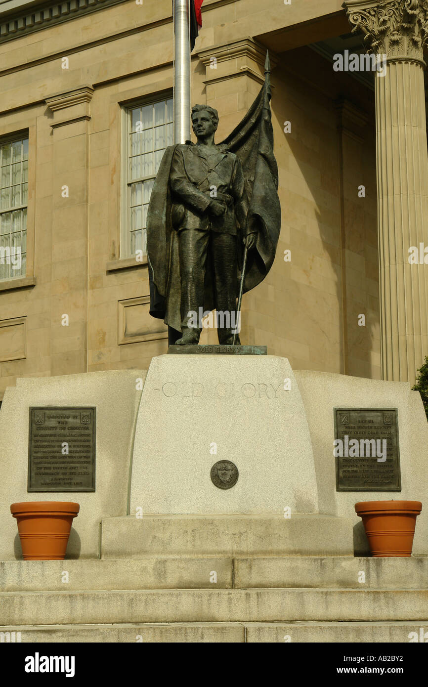 Chester statues hi-res stock photography and images - Alamy