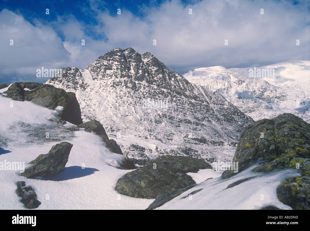 Tryfan Mountain in Snow Snowdonia North West Wales Stock Photo - Alamy