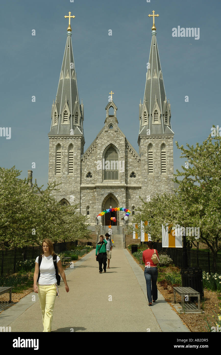 Villanova university campus hi-res stock photography and images - Alamy
