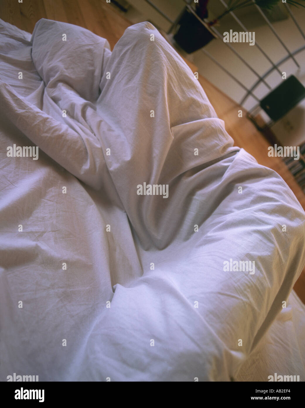 Covered with a sheet hi-res stock photography and images - Alamy