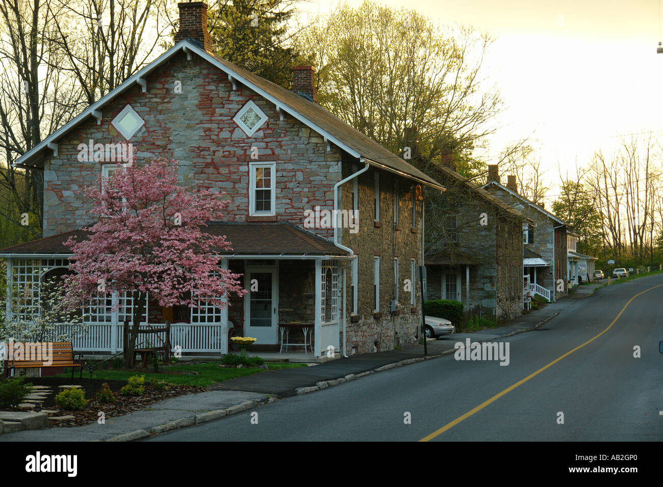 Cornwall country roads hi-res stock photography and images - Alamy