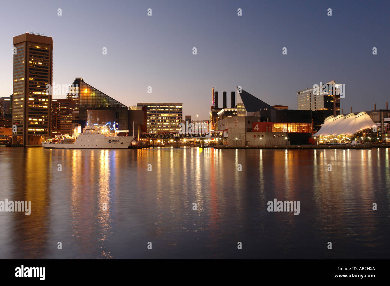 Baltimore tourist attractions hi-res stock photography and images - Alamy