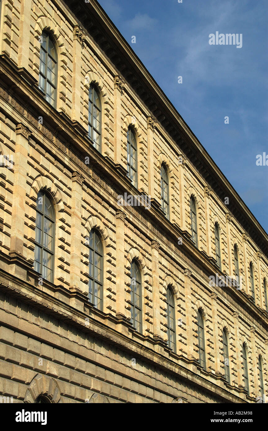 Structures buildings munich architecture hi-res stock photography and ...