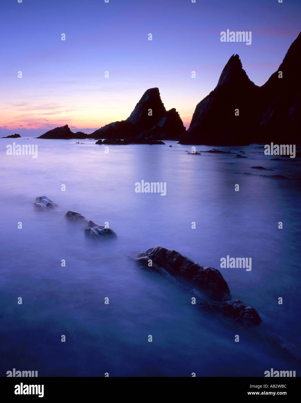 Challaborough beach hi-res stock photography and images - Alamy