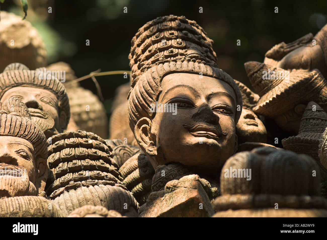 terracota statues and sculptures Stock Photo - Alamy