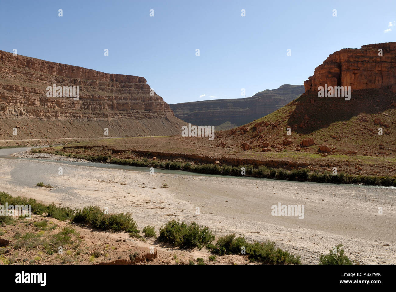 River ziz sun hi-res stock photography and images - Alamy