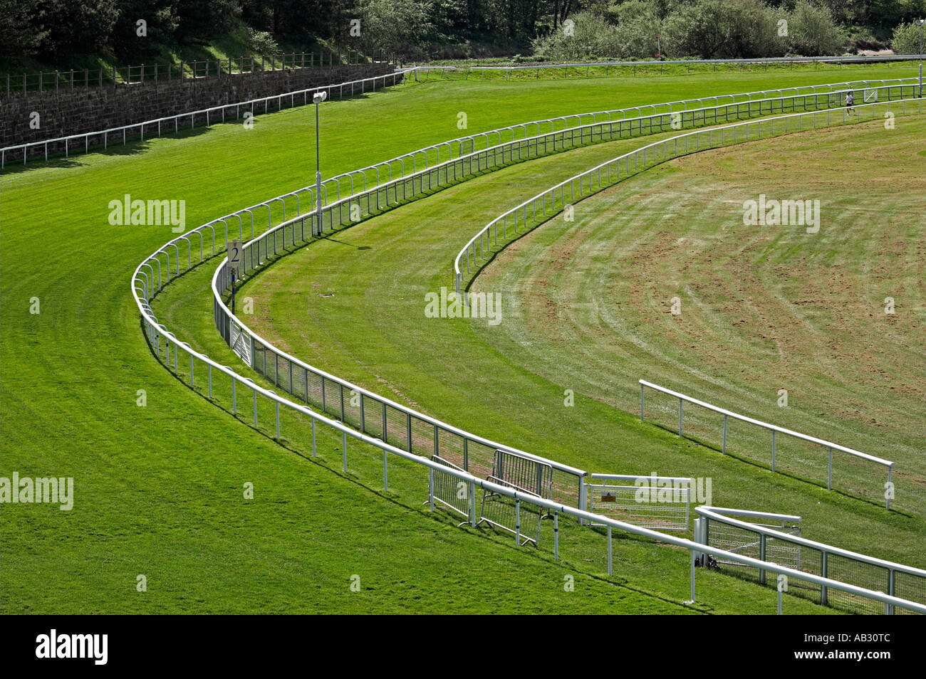 Jogging around the Chester Roodee racecourse Stock Photo - Alamy