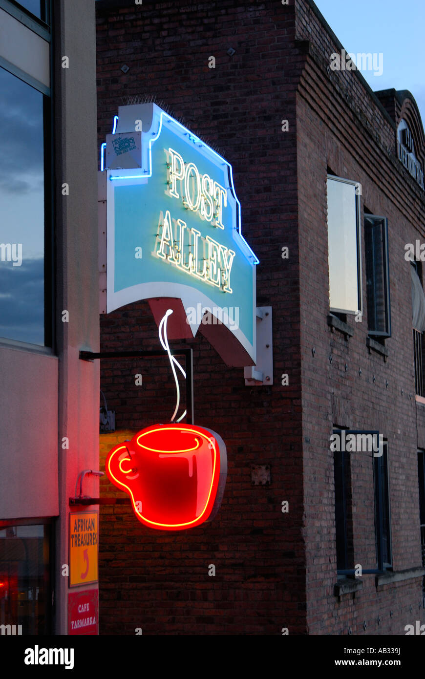 Post Alley neon coffee sign Stock Photo - Alamy