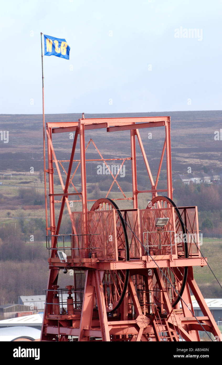 Pit Head Winding Gear Stock Photos & Pit Head Winding Gear Stock Images ...