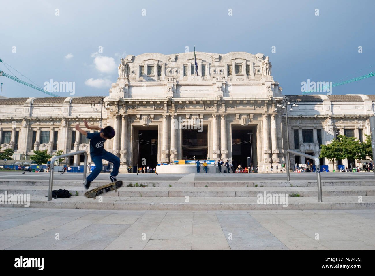 Milan Central Station Statione Centrale impressive 1930 s Art Deco ...