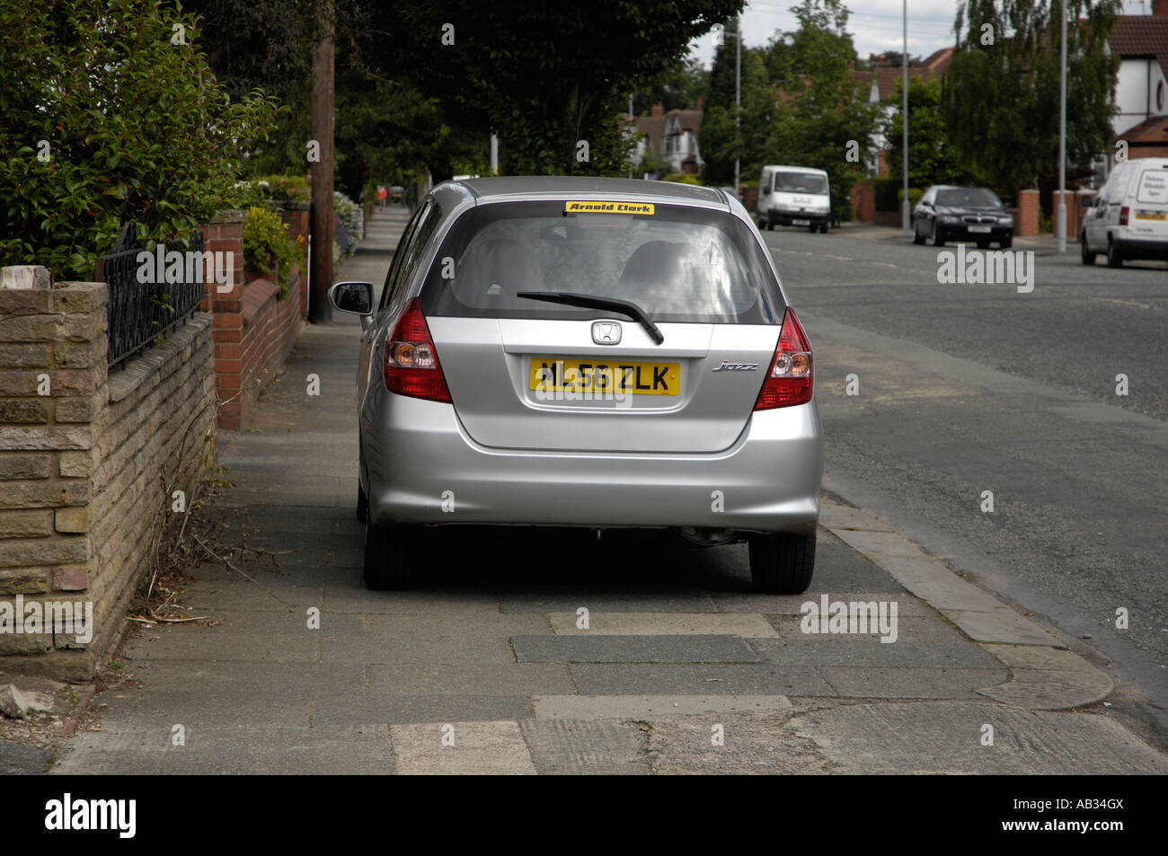 Car pavement obstruction hi-res stock photography and images - Alamy