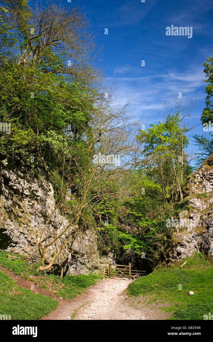 Entrance to CaveDale a ravine at Castleton in the Peak District in ...